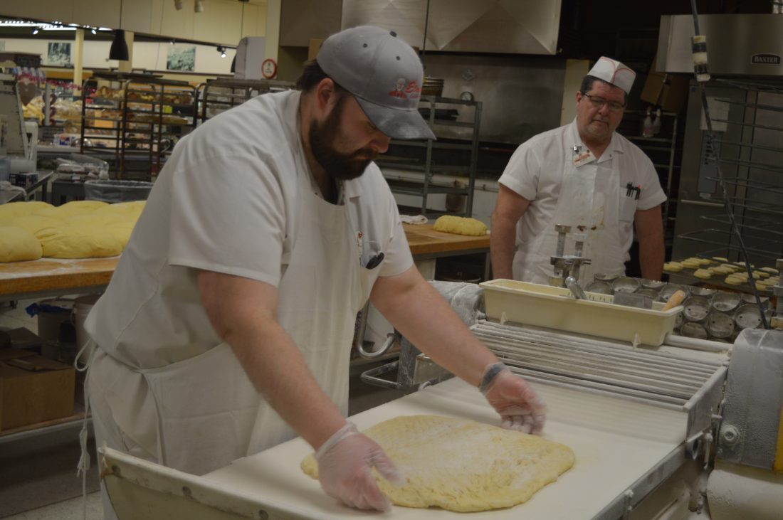 Plenty of planning goes into Paczki Day | News, Sports, Jobs - Daily Press